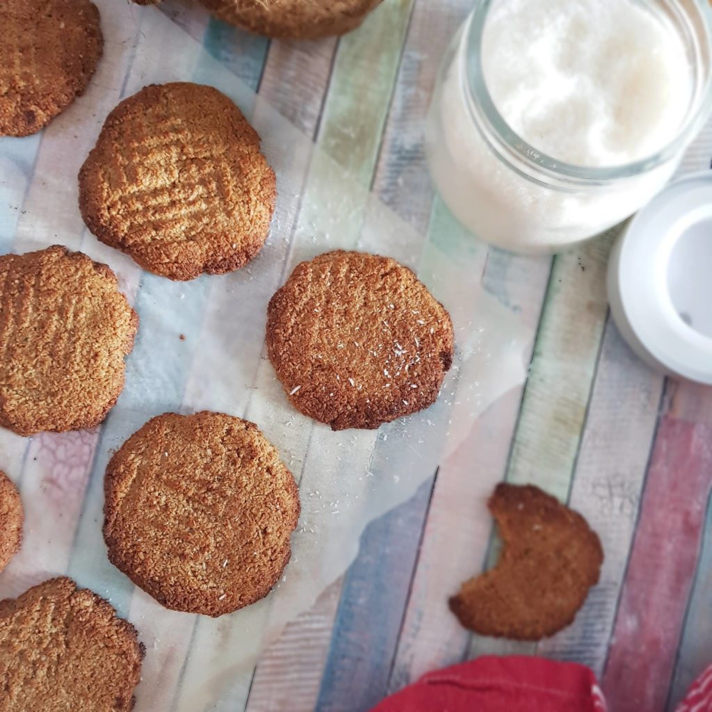 Macarons antillais au coco, la recette saine. - MAIL0VES (avc un zéro)